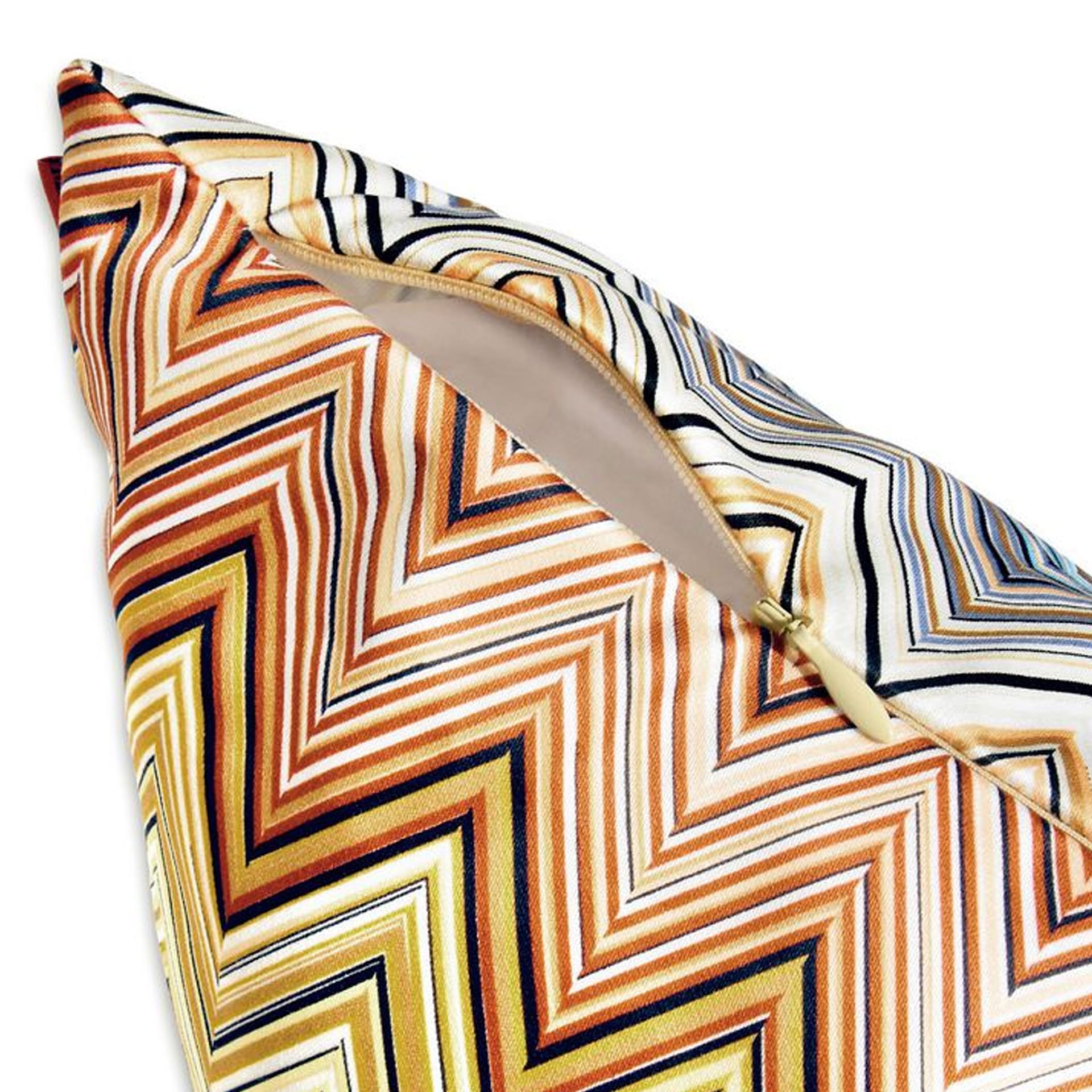 Kjøp Jarris pute 148 - 40 x 40 cm fra Missoni Home | nordiskagalleriet.no Kjøp Jarris pute 148 - 40 x 40 cm fra Missoni Home | nordiskagalleriet.no