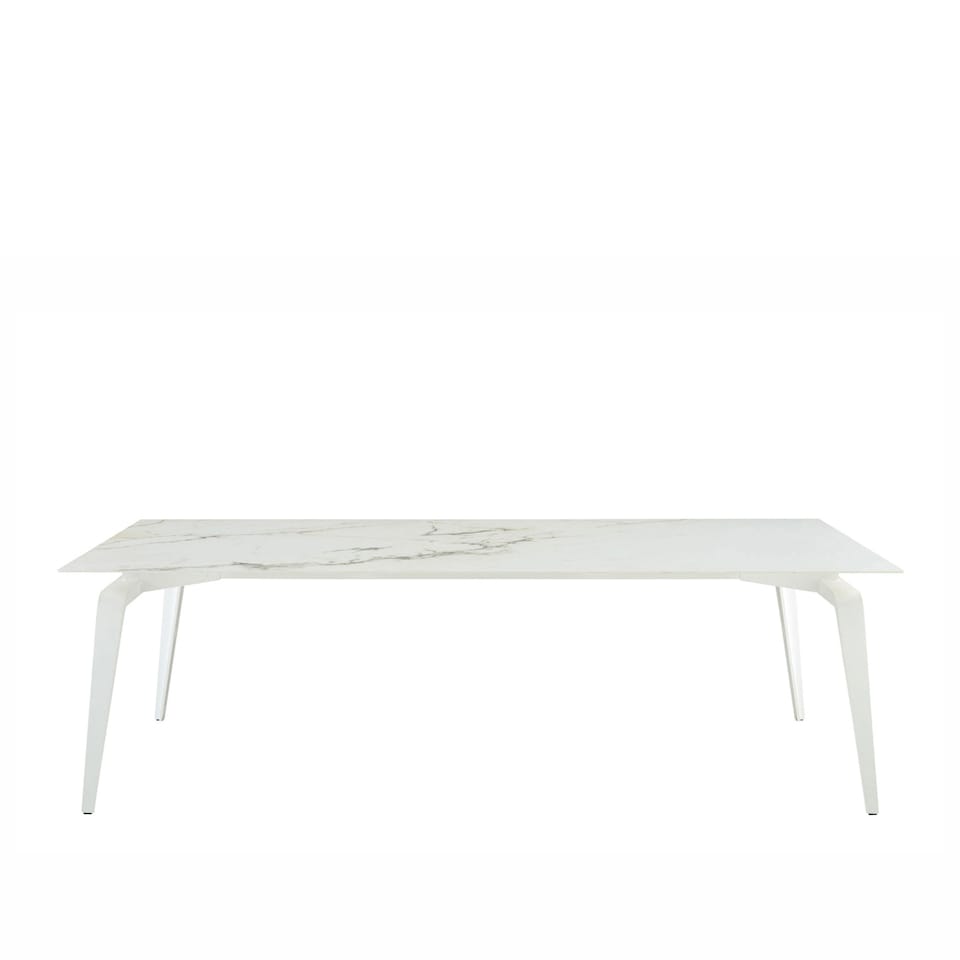 Köp Ashera Low Table från Ligne Roset | Nordiska Galleriet
