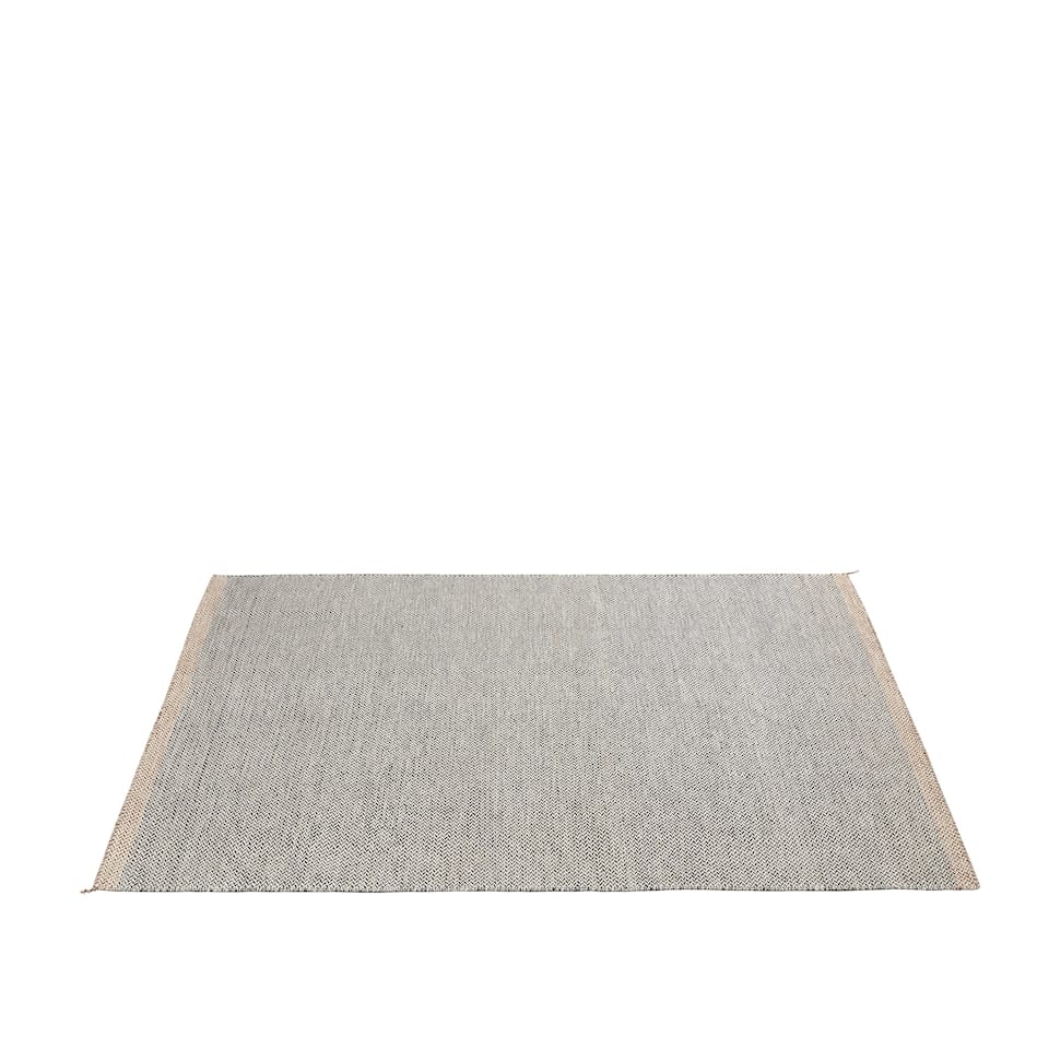 Köp Ply Rug - Off White från Muuto | Nordiska Galleriet
