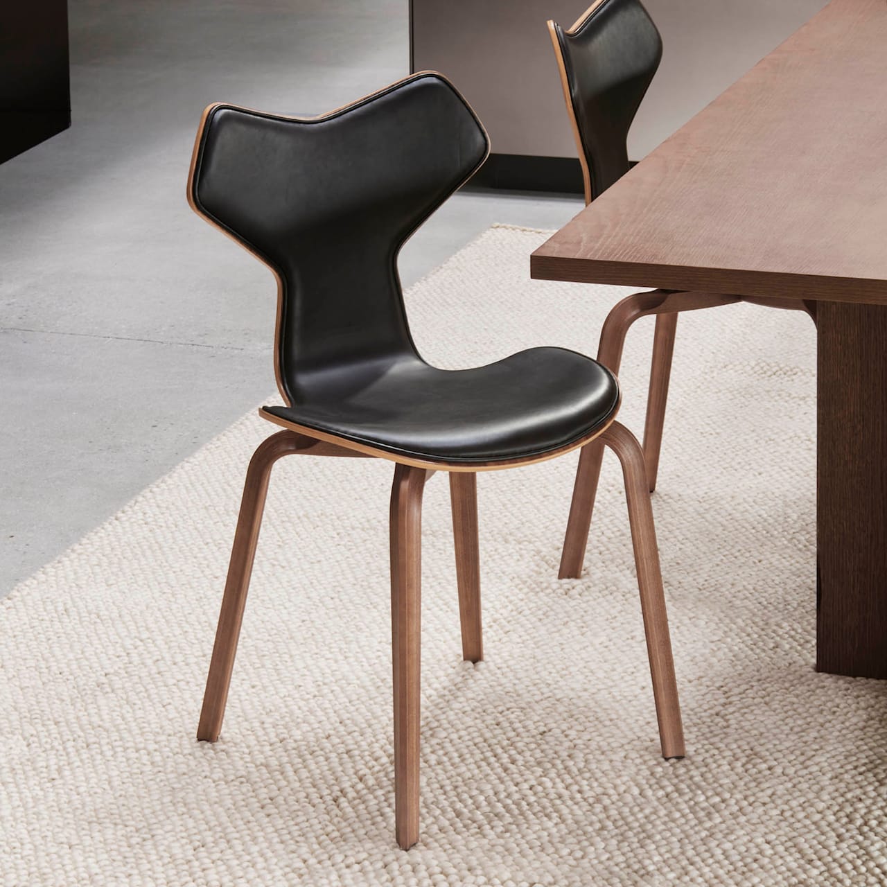 Matstolar - Handla matstol online | Nordiska Galleriet